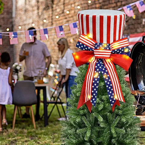 Patriotic Tree for Memorial Day and 4th of July – Holidays Lane Blog